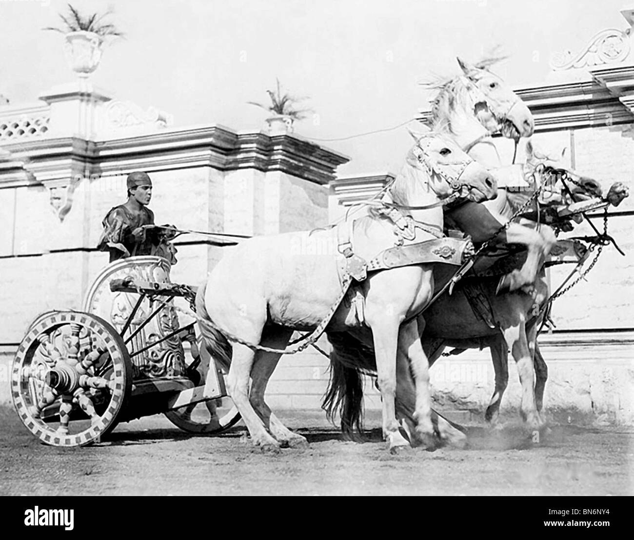 Ben hur film still Black and White Stock Photos & Images - Alamy