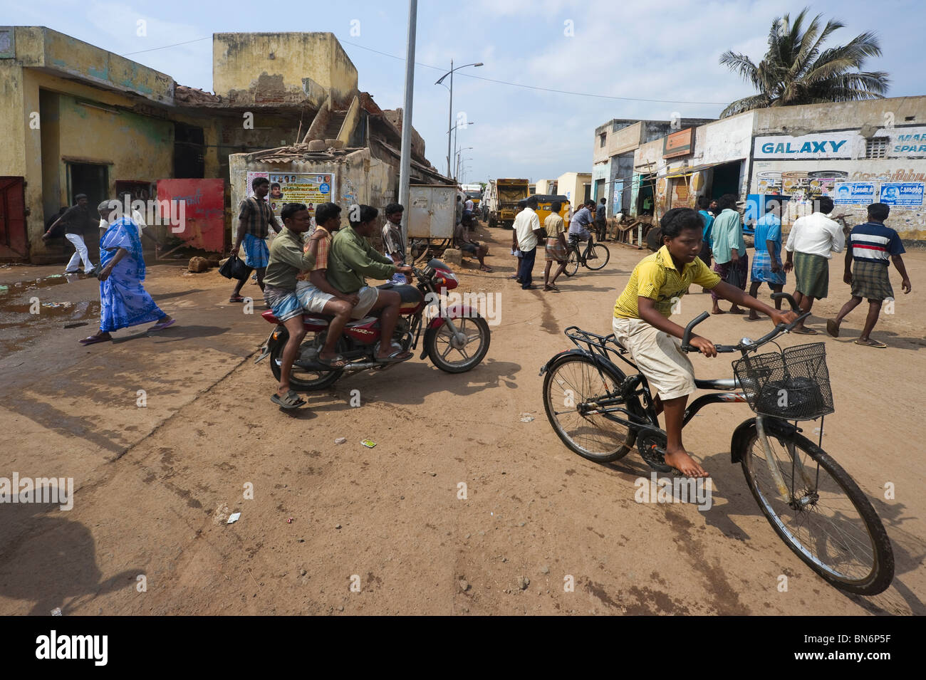 Chennai port hi-res stock photography and images - Alamy