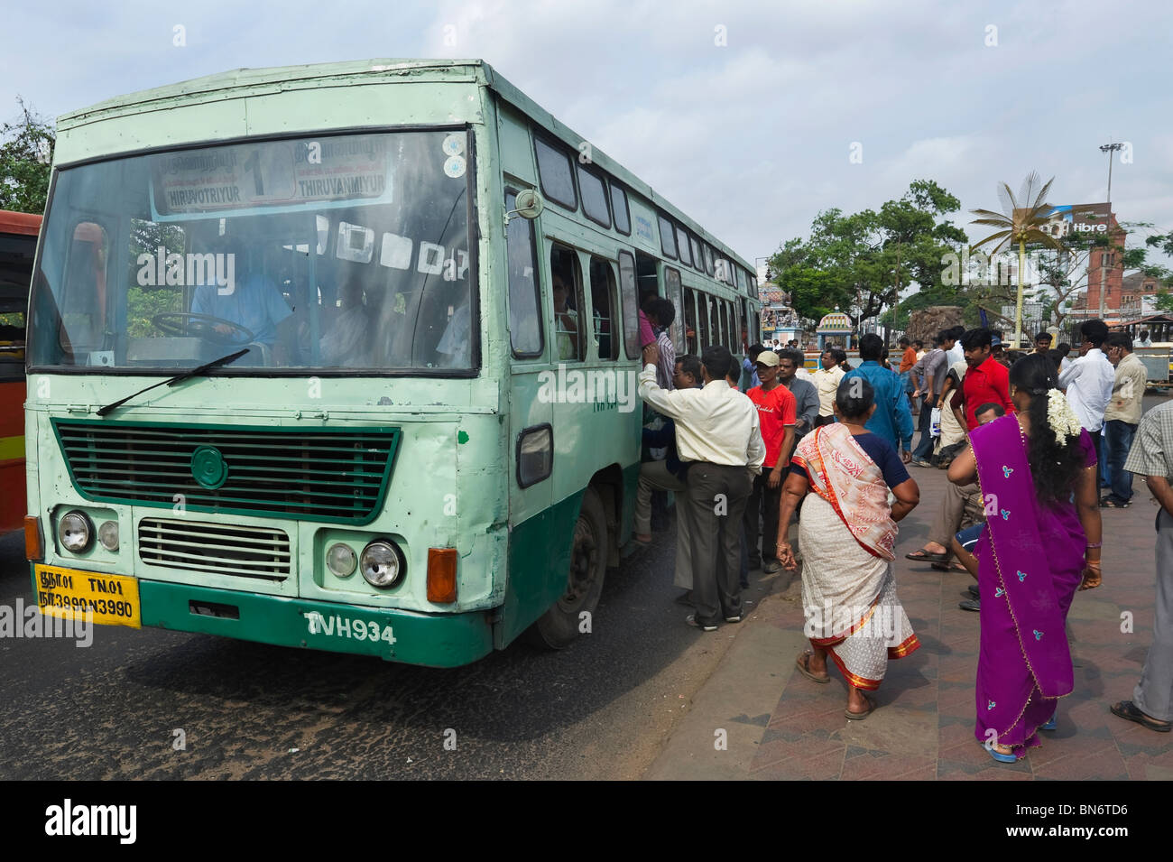 India Tamil Nadu Chennai Ex Madras Bus stop Stock Photo Alamy india-tamil-nadu-chennai-ex-madras-bus-stop-stock-photo-alamy