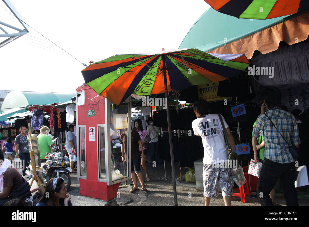 Chatuchak weekend market , Bangkok , Thailand Stock Photo - Alamy