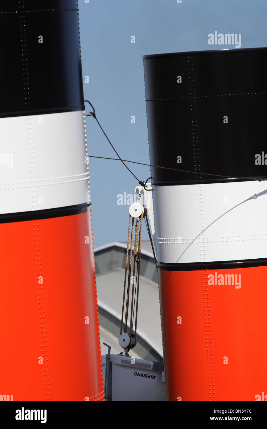 Waverley Paddle Steamer funnels, berthed on the River Clyde, Pacific ...