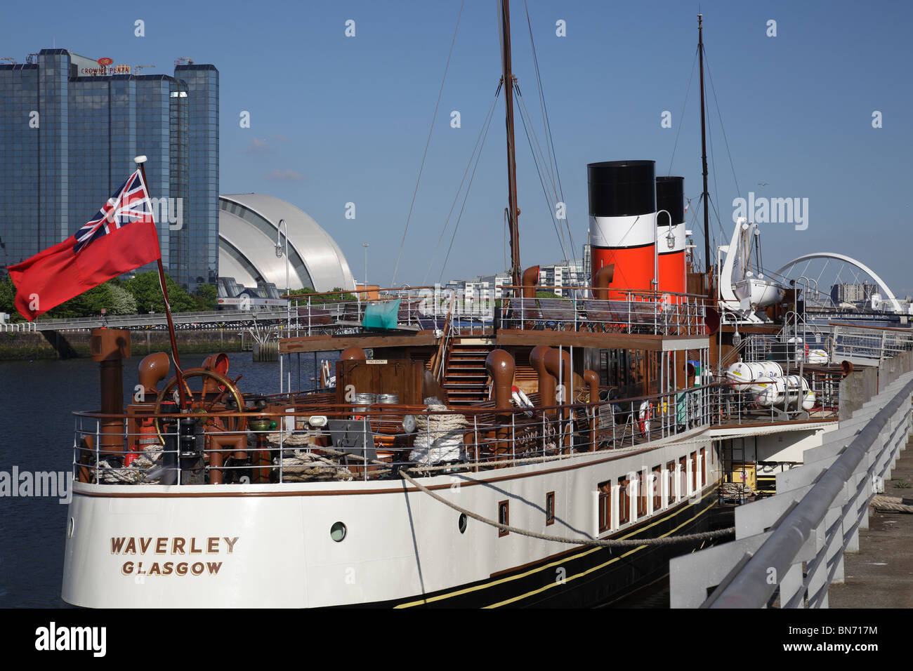 Waverley paddle steamer glasgow hi-res stock photography and images - Alamy