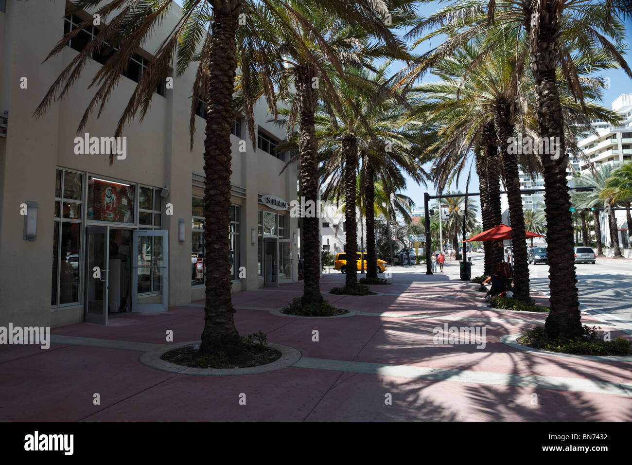Miami south beach Collins avenue Stock Photo - Alamy