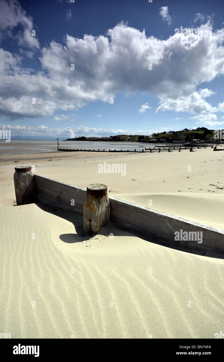 Abersoch Beach wooden sea groins Stock Photo - Alamy