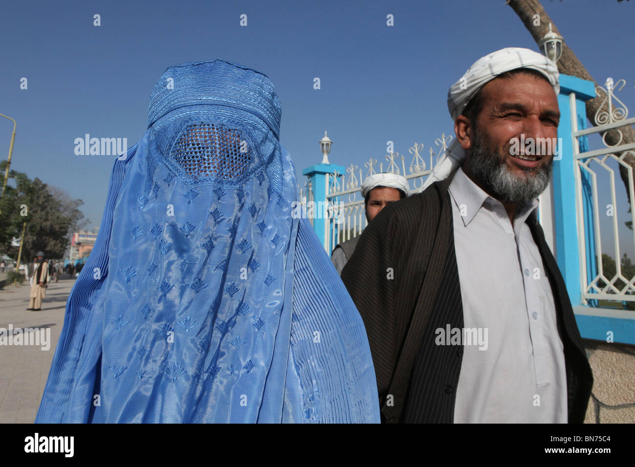 Burqa hi-res stock photography and images - Alamy