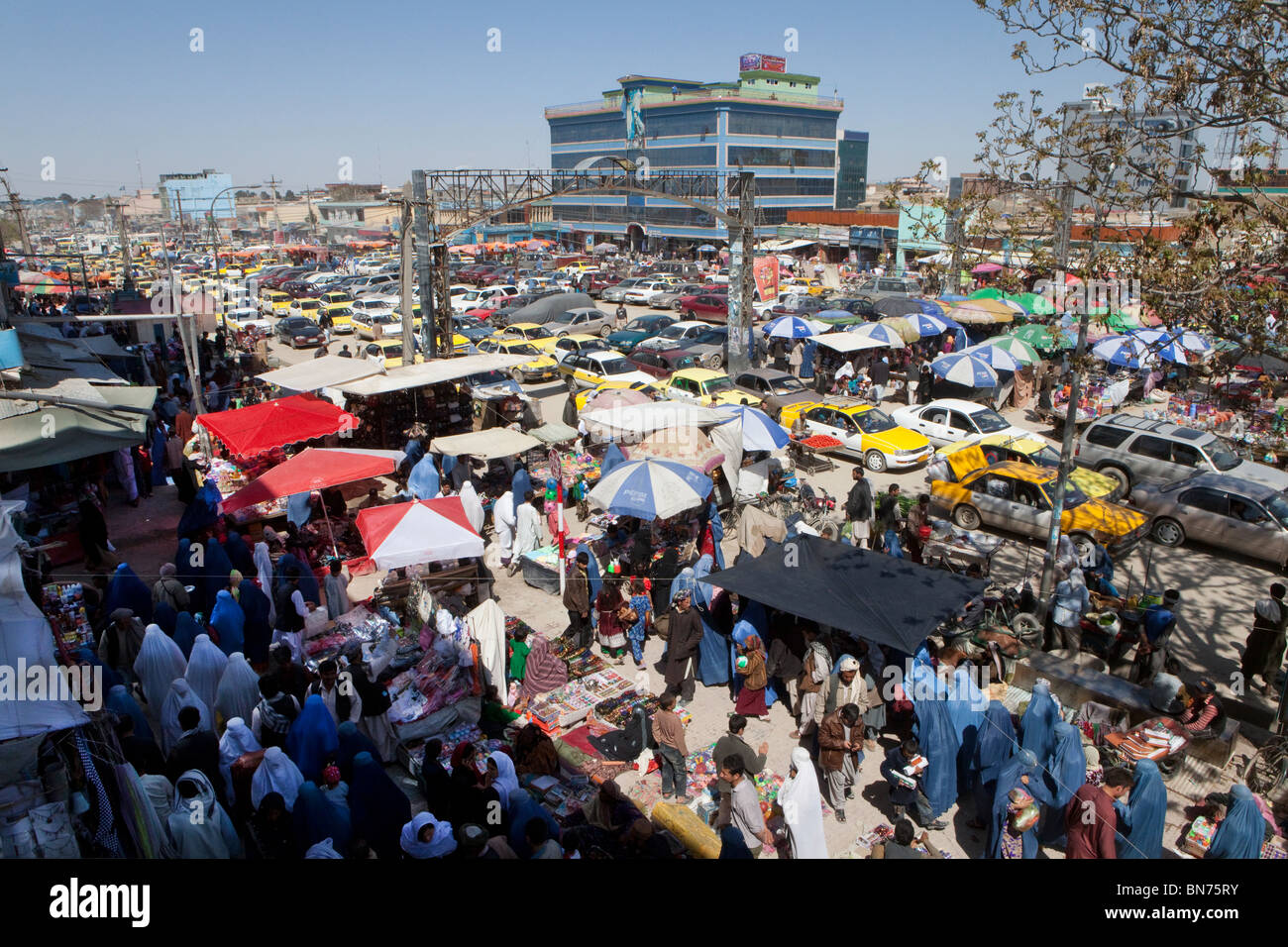 bazaar in Mazar-i-sharif, Afghanistan Stock Photo - Alamy