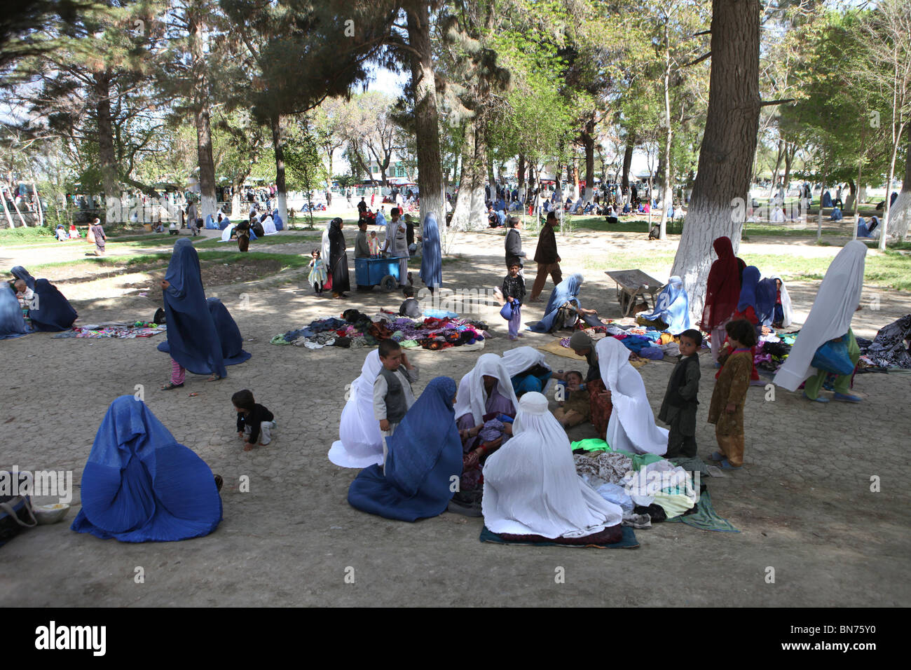 bazaar in Mazar-i-sharif, Afghanistan Stock Photo - Alamy