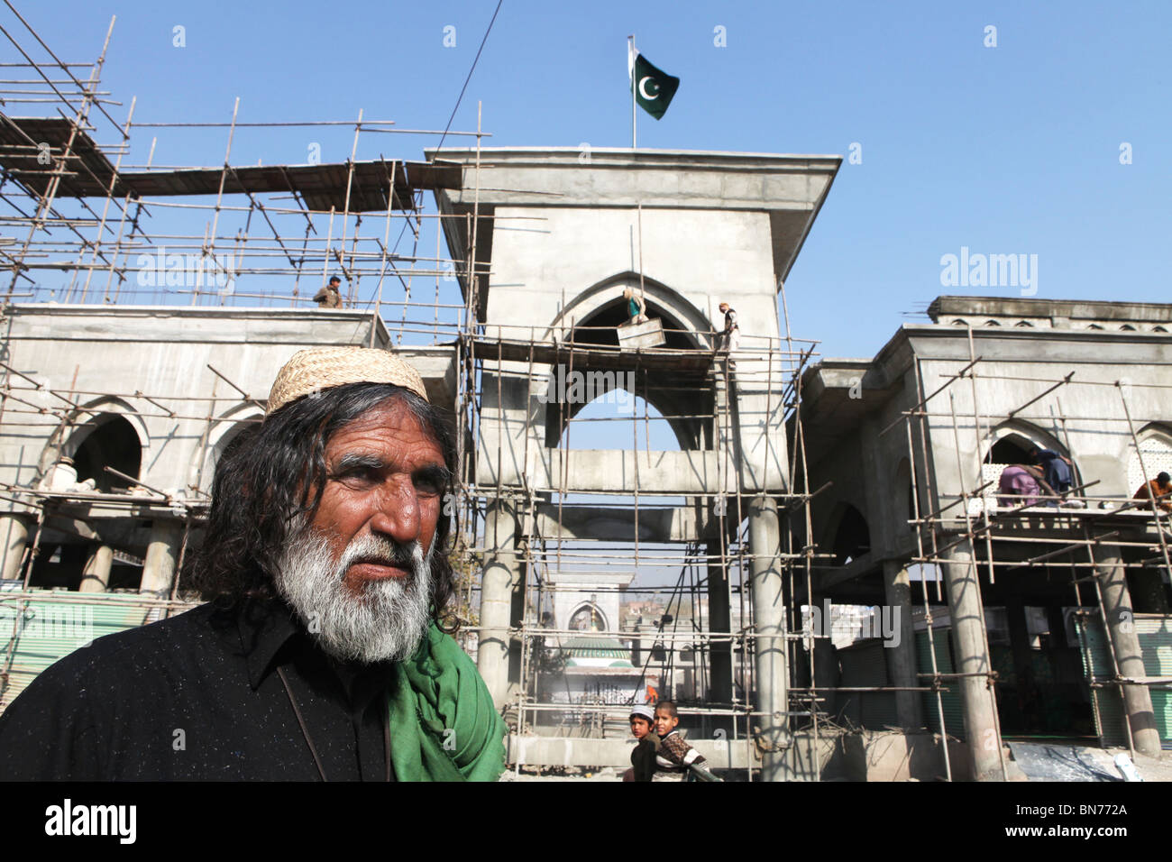 Islamabad pakistan construction building hi-res stock photography and ...