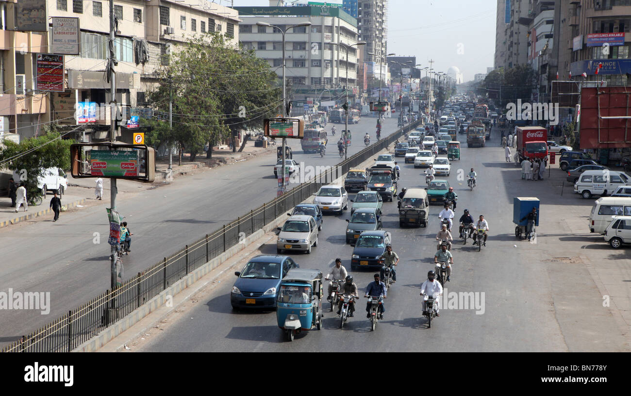 Karachi roads hi-res stock photography and images - Alamy