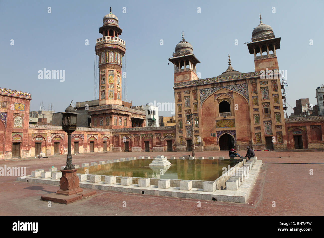 Mosques in pakistan hi-res stock photography and images - Alamy