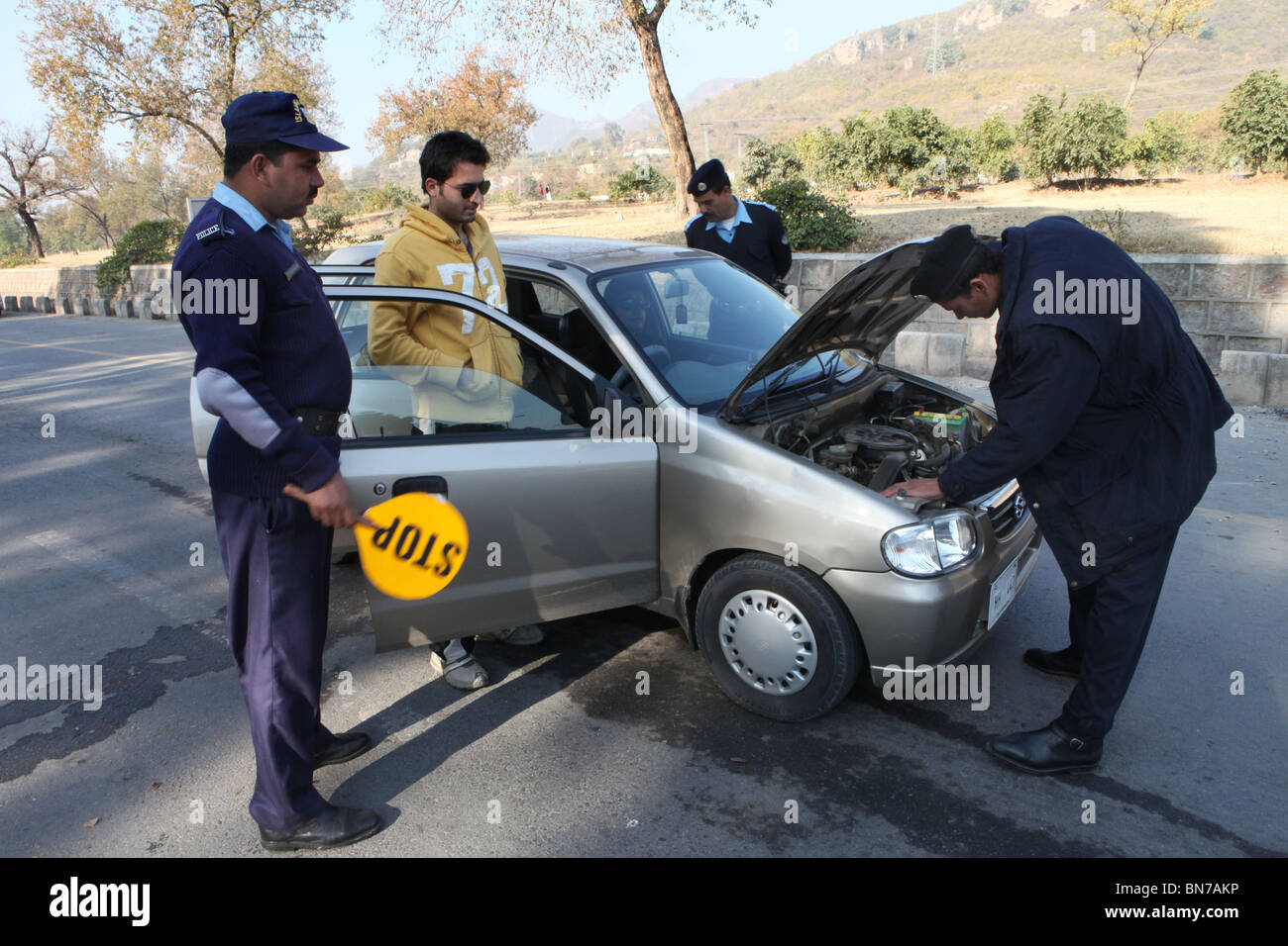 Police is alert in Pakistan for terrorists Stock Photo - Alamy