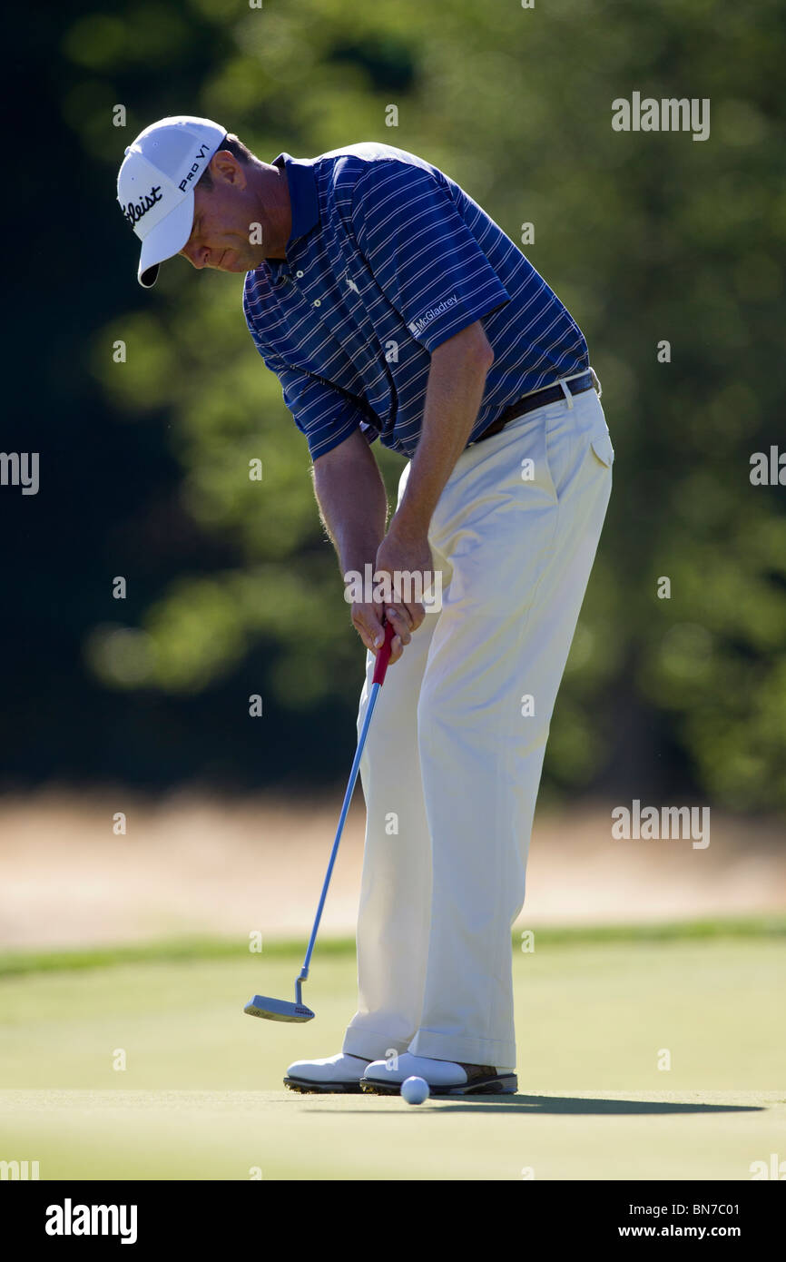 Davis love III competing at the 2010 AT&T National Stock Photo - Alamy