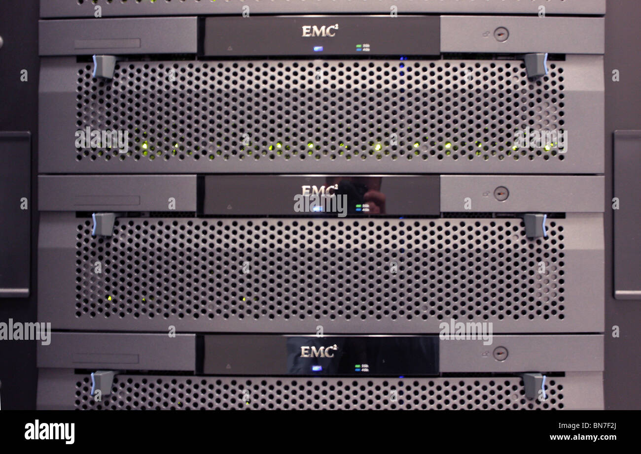Modern datacenter data center hi-res stock photography and images - Alamy