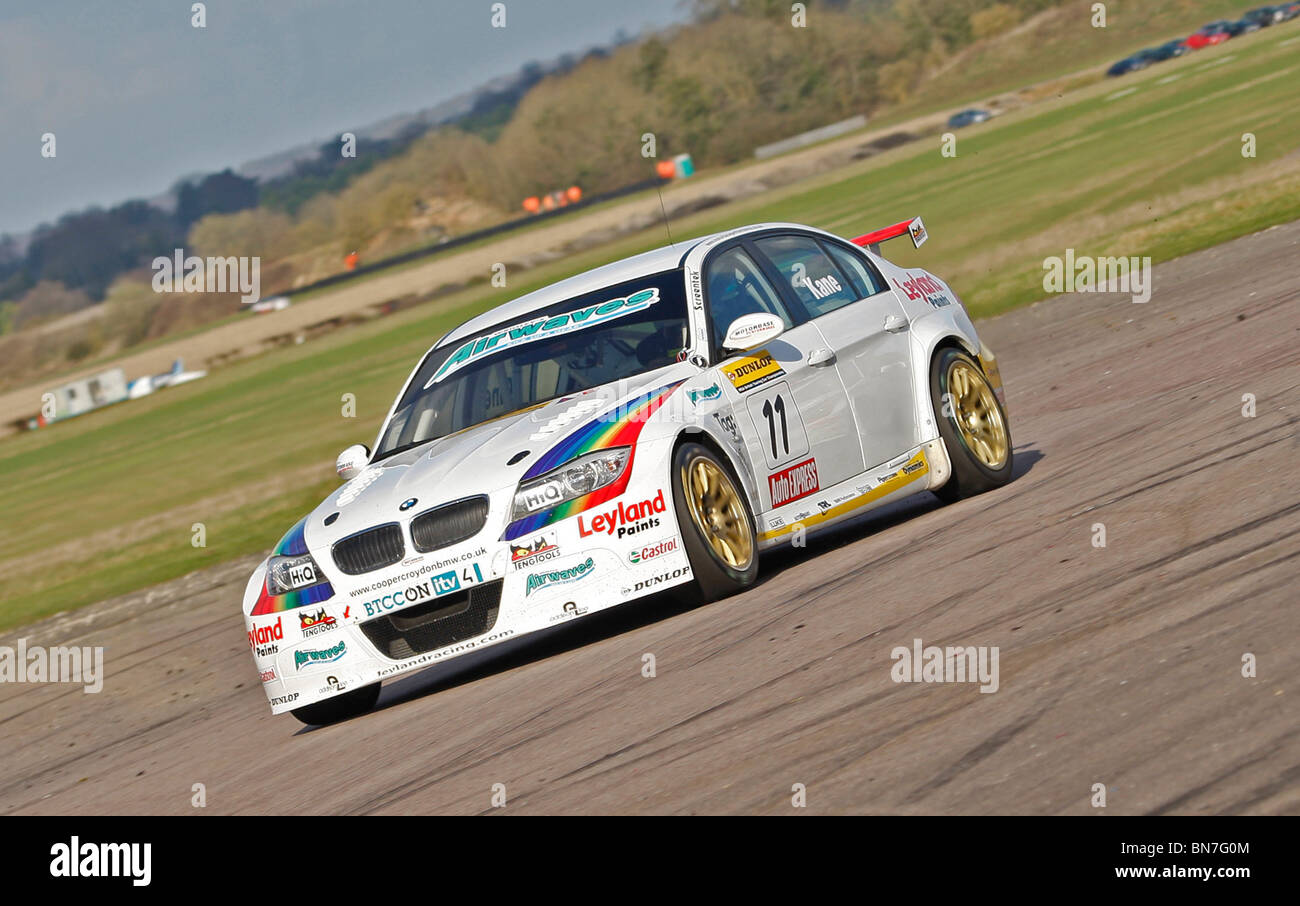 Andover hampshire thruxton hi-res stock photography and images - Alamy