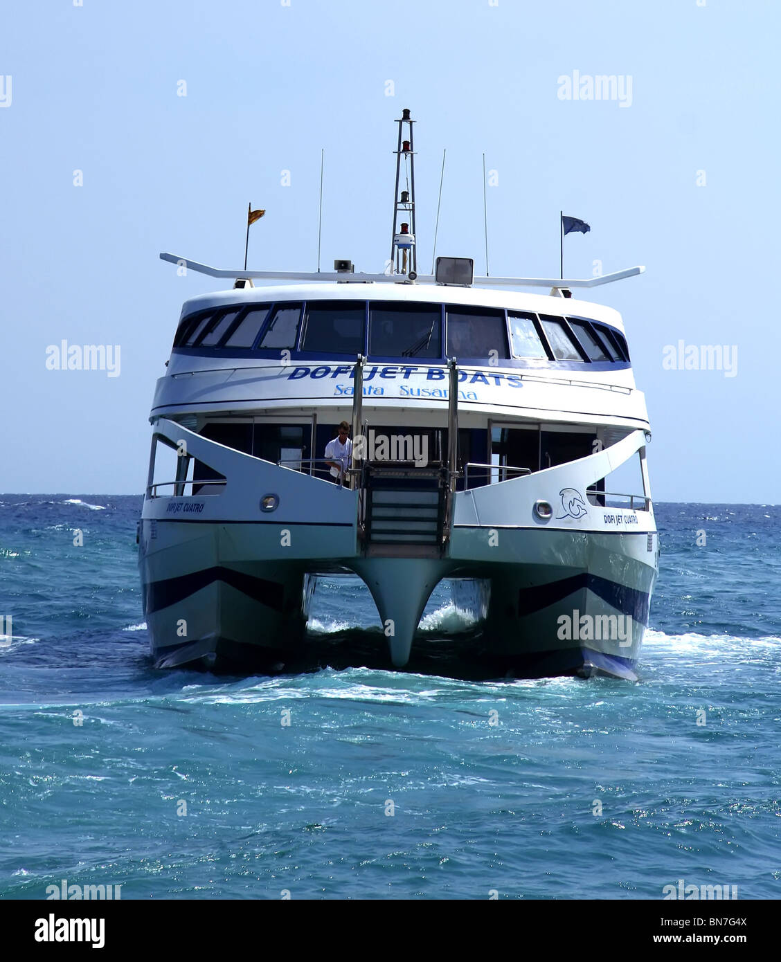 Flying hovercraft hi-res stock photography and images - Alamy