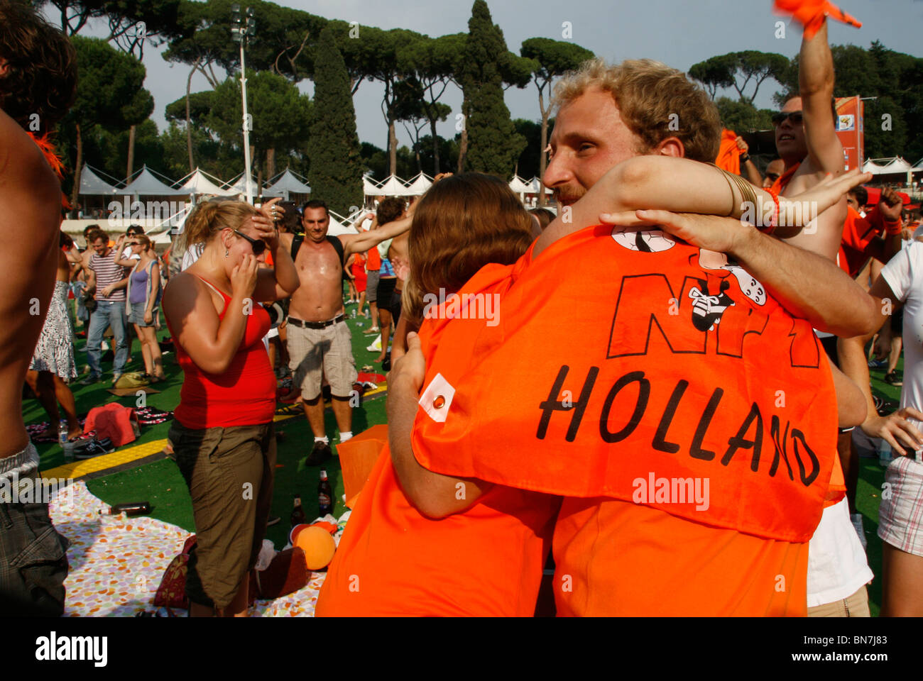 dutch supporters celebrating the victory over brazil at world cup fan ...