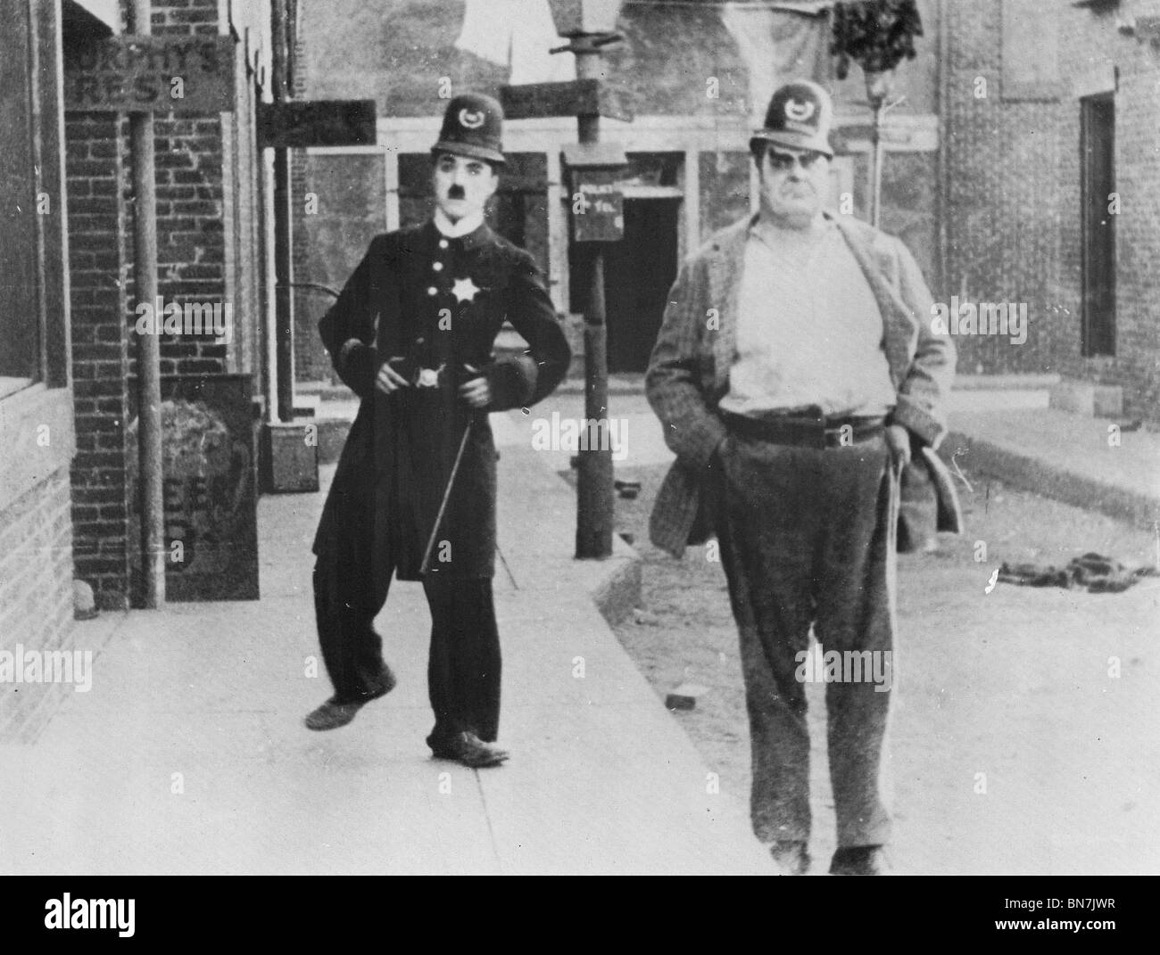 THE FUNNIEST MAN IN THE WORLD (1967) CHARLIE CHAPLIN VERNON P. BECKER ...