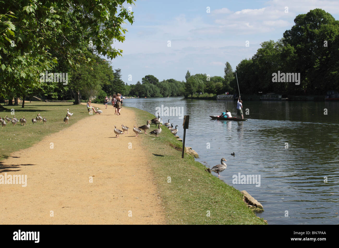 River thames oxford hi-res stock photography and images - Alamy
