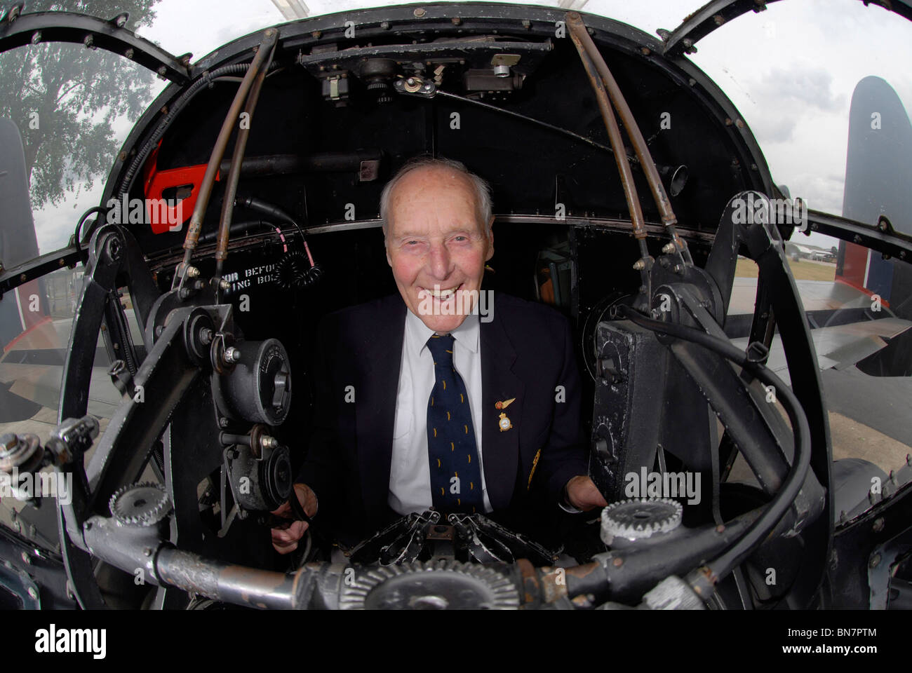 Tail end Charlie.... Lancaster veteran Flt Sgt Jim McGillvray, gunner ...