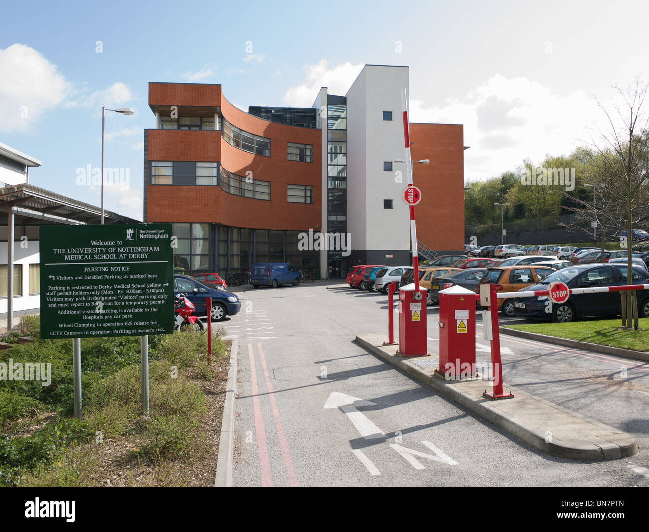 The University of Nottingham Medical School of Derby, Derbyshire ...