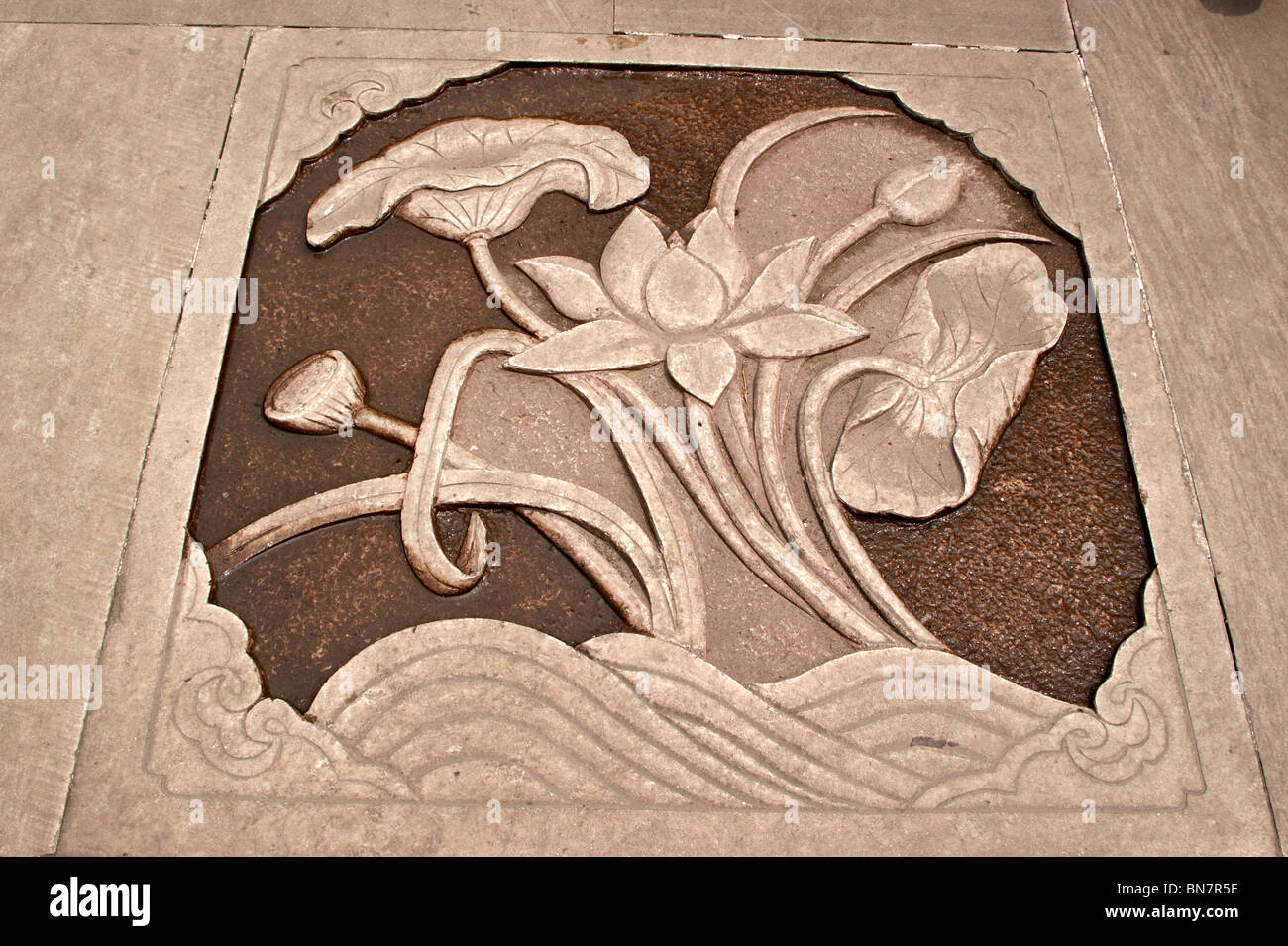 Buddhist lotus temple hi-res stock photography and images - Alamy