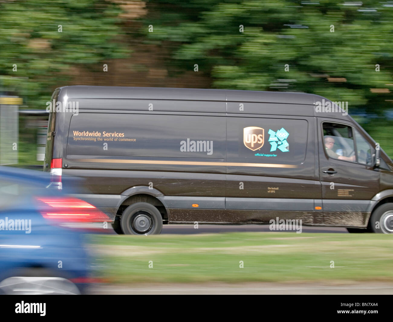 Ups delivery van hi-res stock photography and images - Alamy