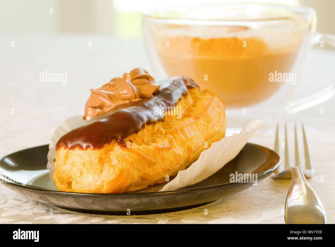 Chocolate eclair sweet hi-res stock photography and images - Alamy