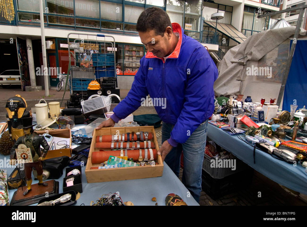 Vintage salesman hi-res stock photography and images - Alamy