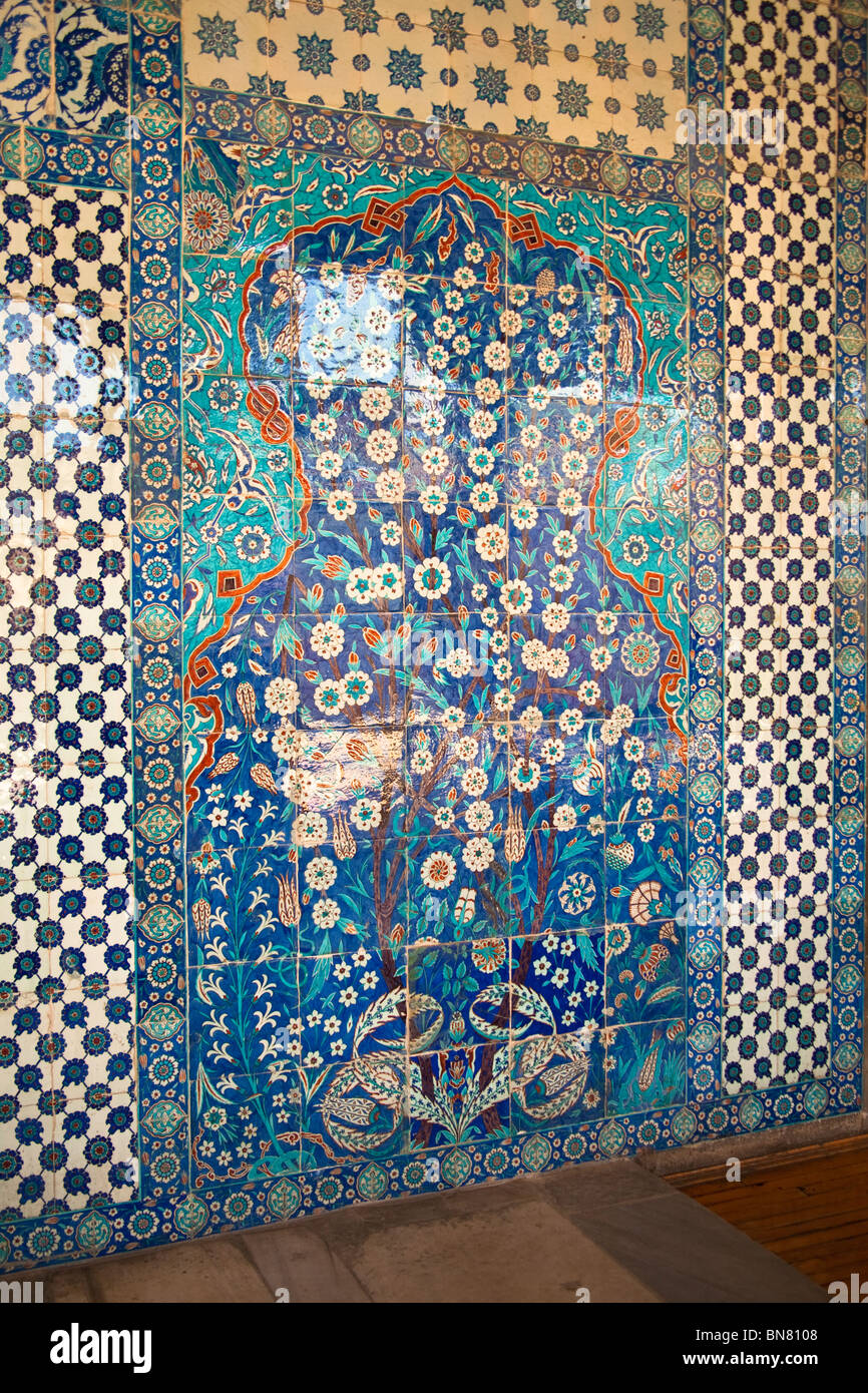 Rustem pasha mosque istanbul tiles hi-res stock photography and images ...