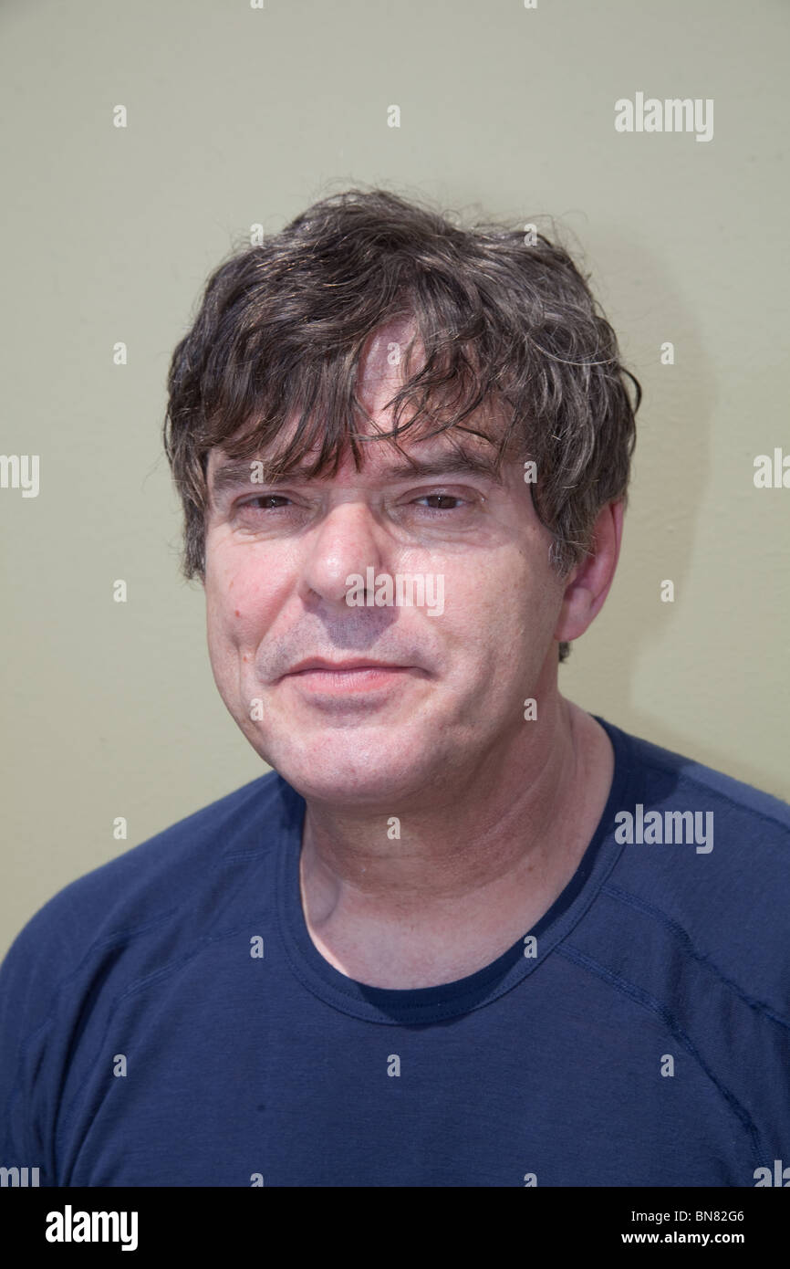 Jj burnel bass player from the stranglers hi-res stock photography and ...