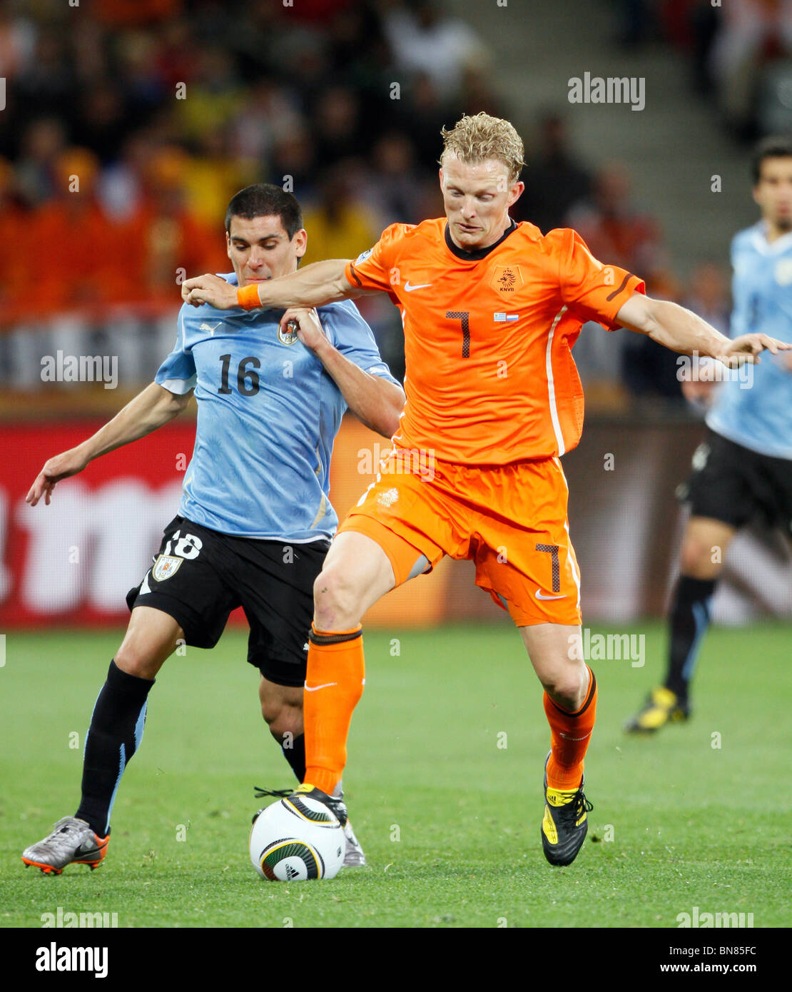 DIRK KUYT & MAXIMILIANO PEREIR URUGUAY V HOLLAND GREEN POINT STADIUM ...