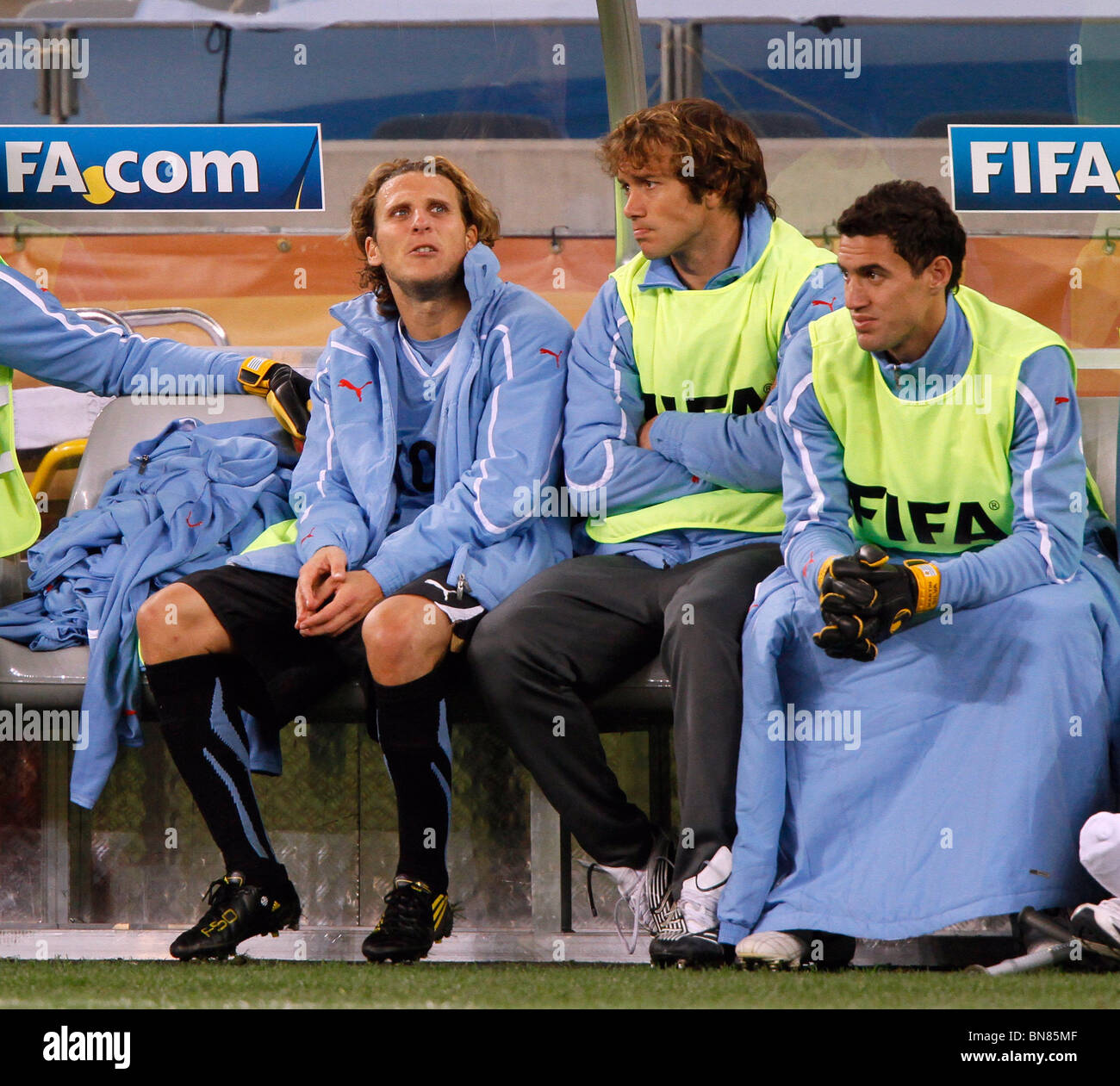 Substitution bench hi-res stock photography and images - Alamy