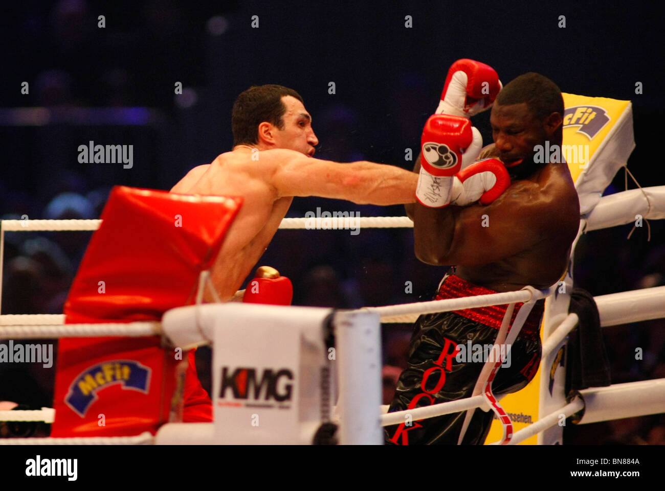MANNHEIM GERMANY 13 DEC 08, The IBF and WBO heavyweight championship ...