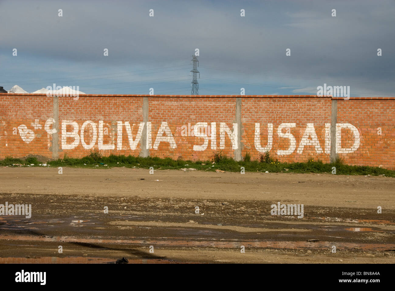 Wall_writing hi-res stock photography and images - Alamy