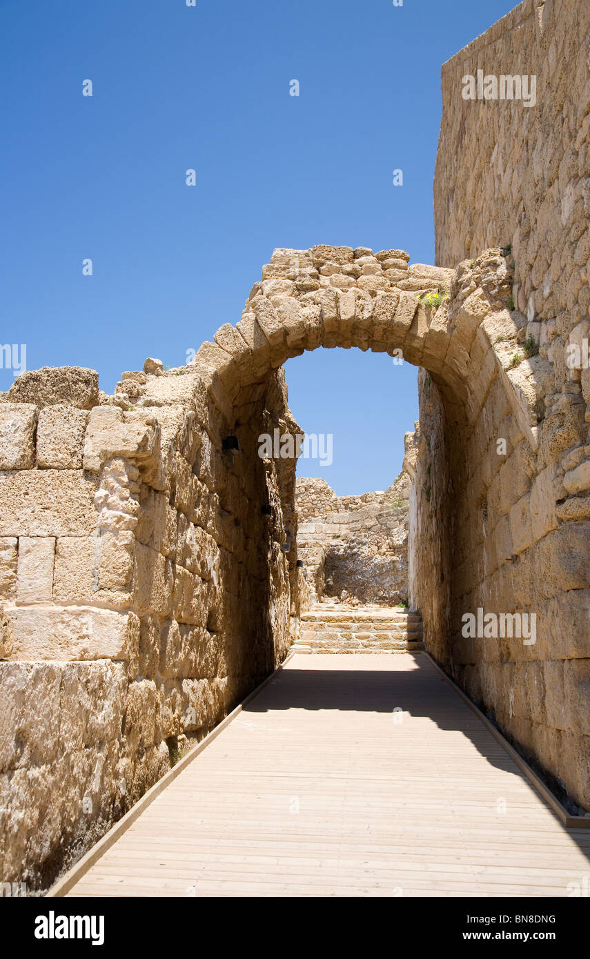 Roman city wall archeological park hi-res stock photography and images ...