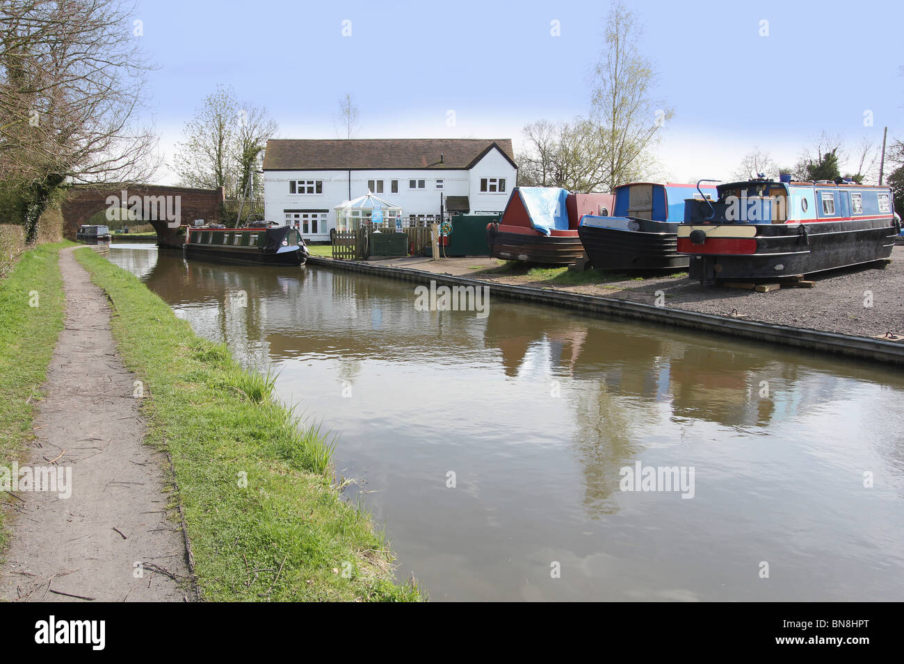 stratford upon avon canal lapworth flight of locks warwickshire ...
