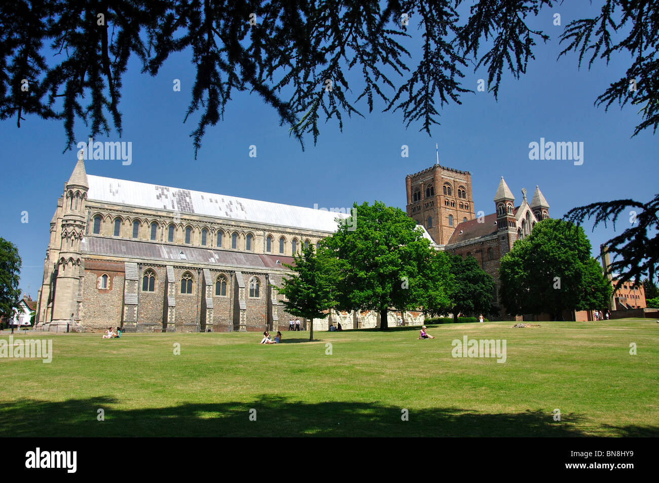 Vintry gardens hi-res stock photography and images - Alamy