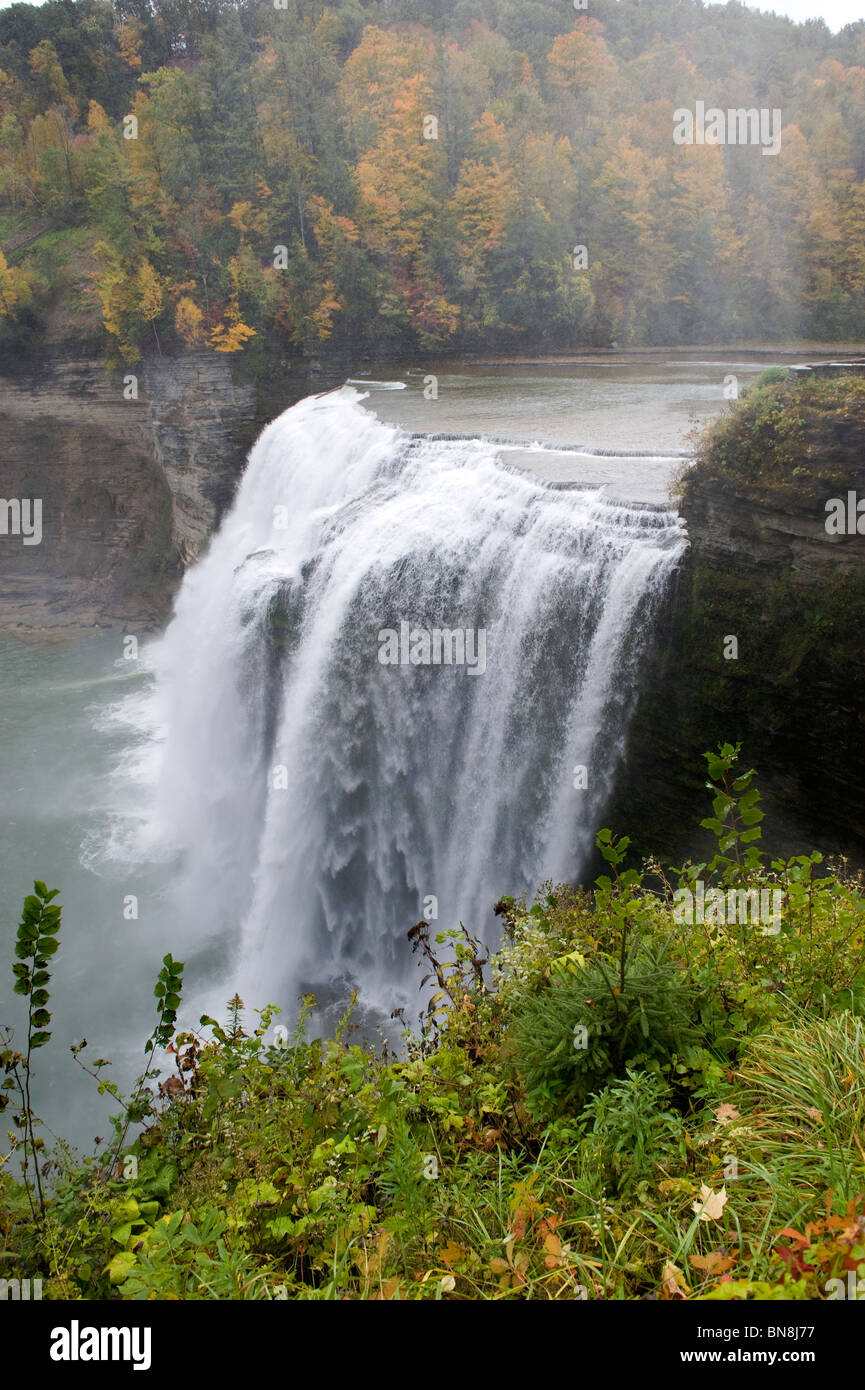 Middle falls letchworth state park hi-res stock photography and images ...