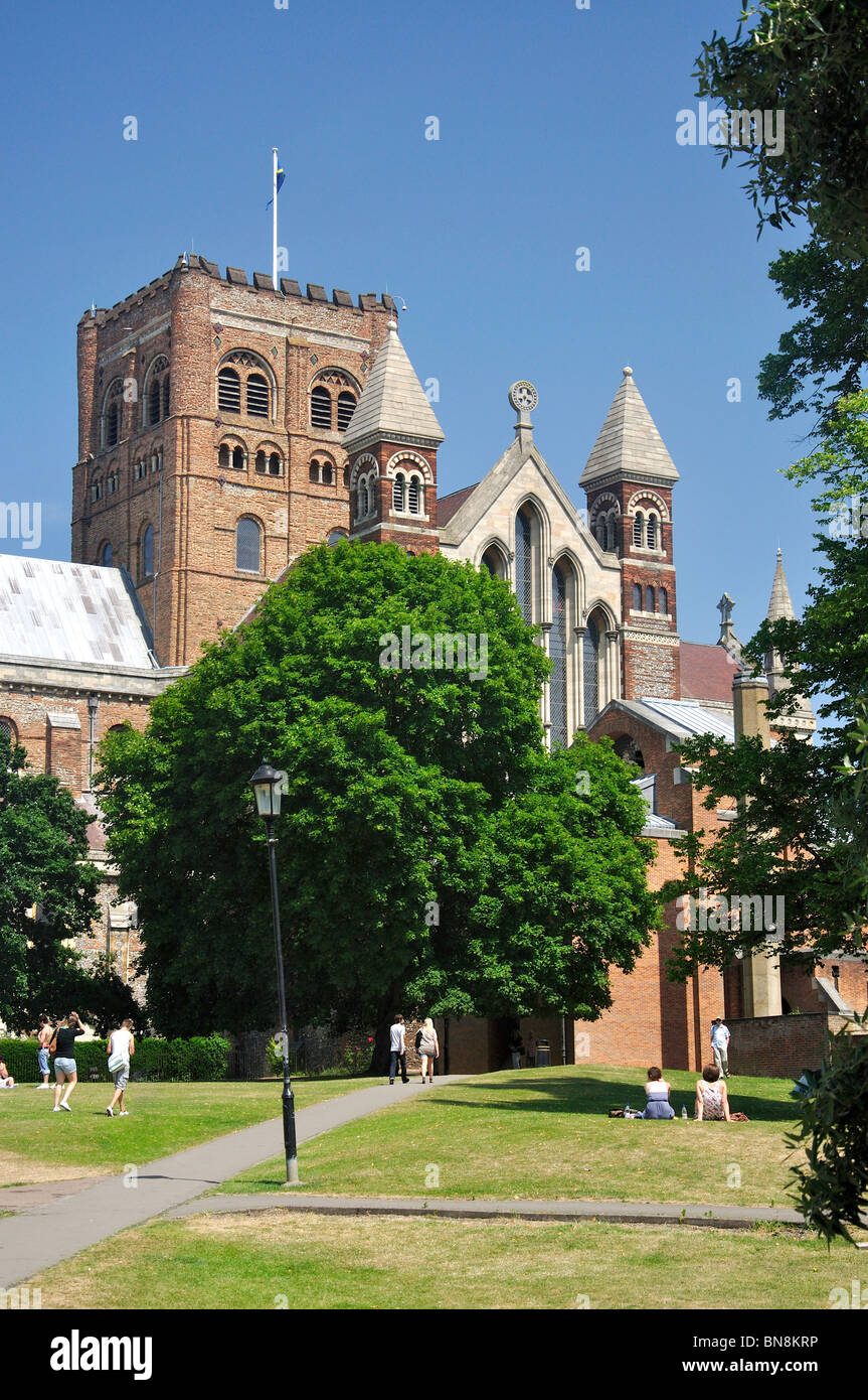 Vintry gardens hi-res stock photography and images - Alamy