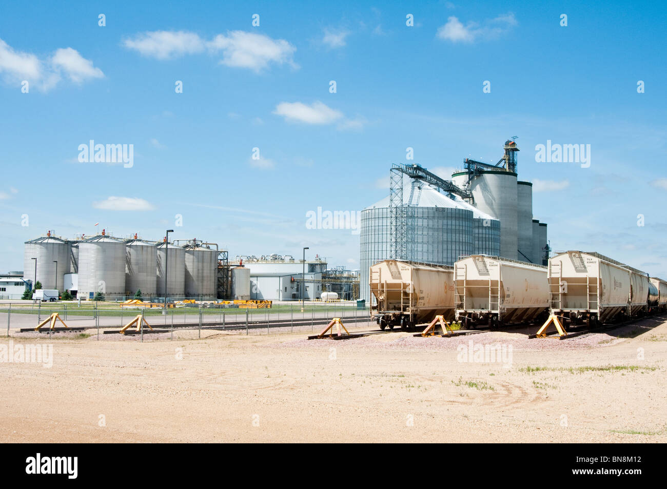Railroad cars at chemical plant hi-res stock photography and images - Alamy