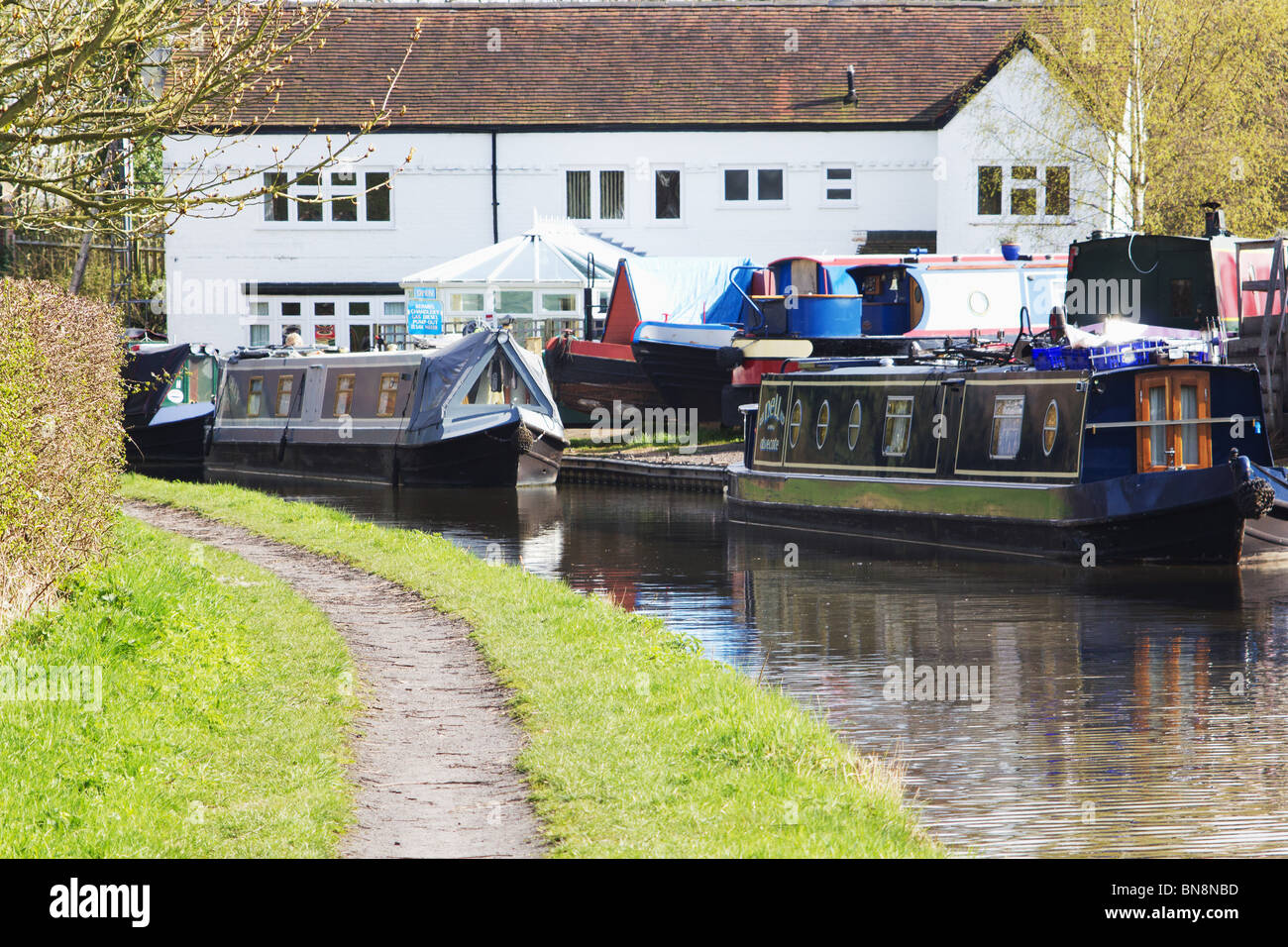 stratford upon avon canal lapworth flight of locks warwickshire ...