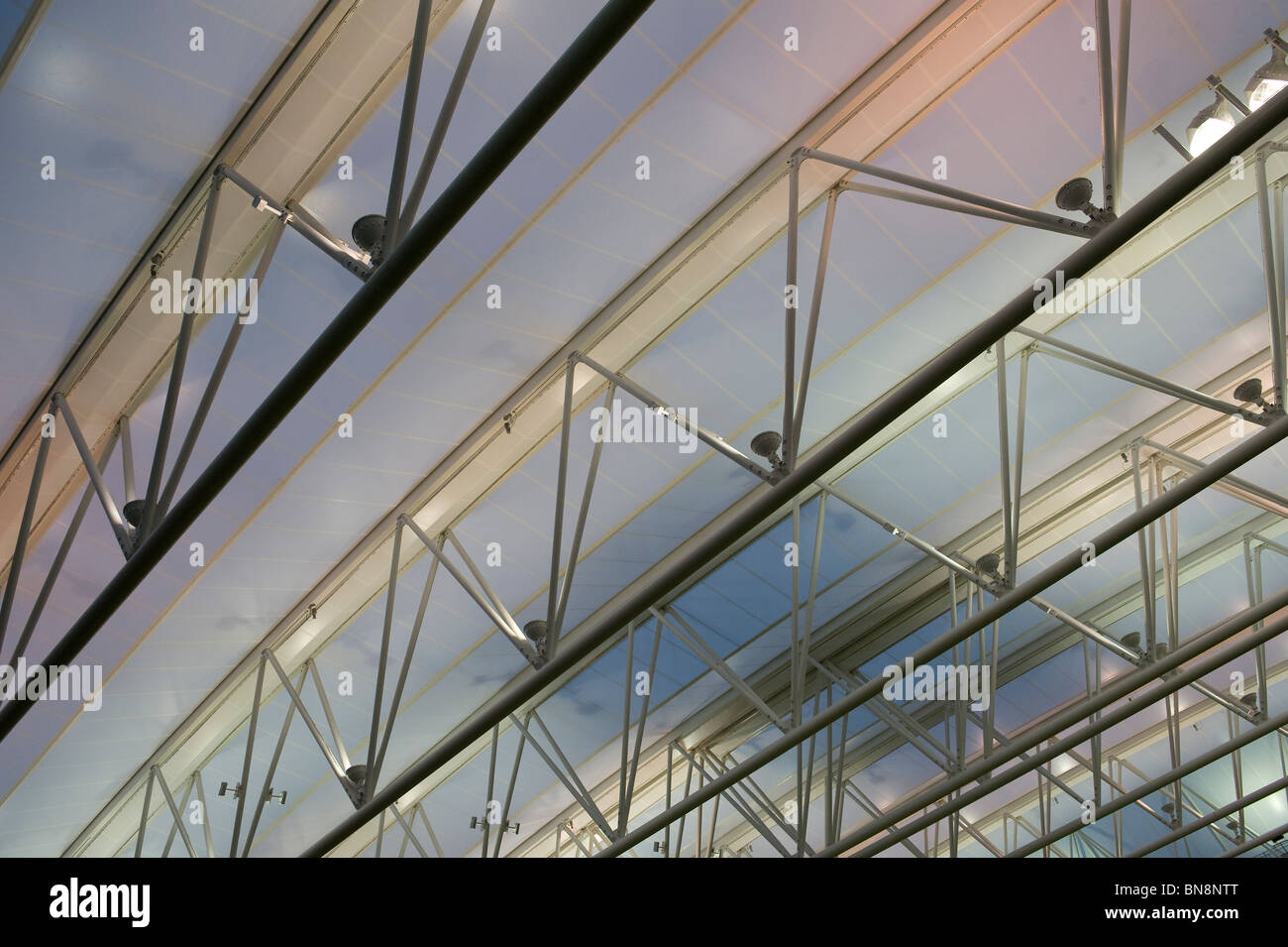 View of the closed Centre Court roof during the Wimbledon Tennis ...