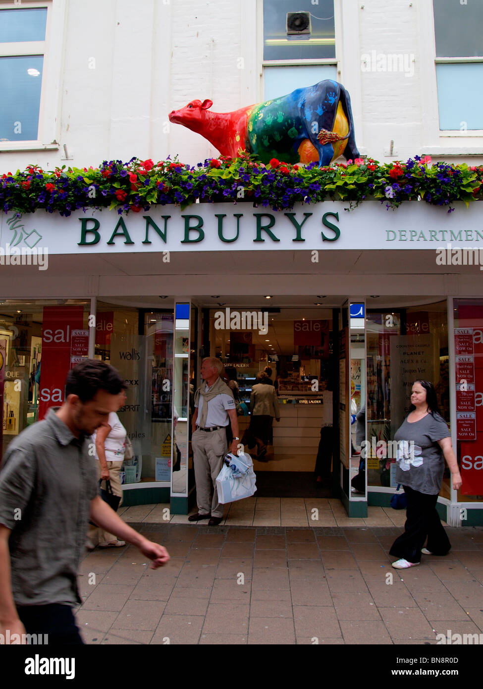 Banburys department store with colourful cow above the entrance ...