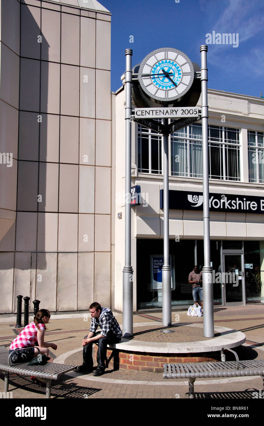 Centenary Clock, George Street, Luton, Bedfordshire, England, United ...