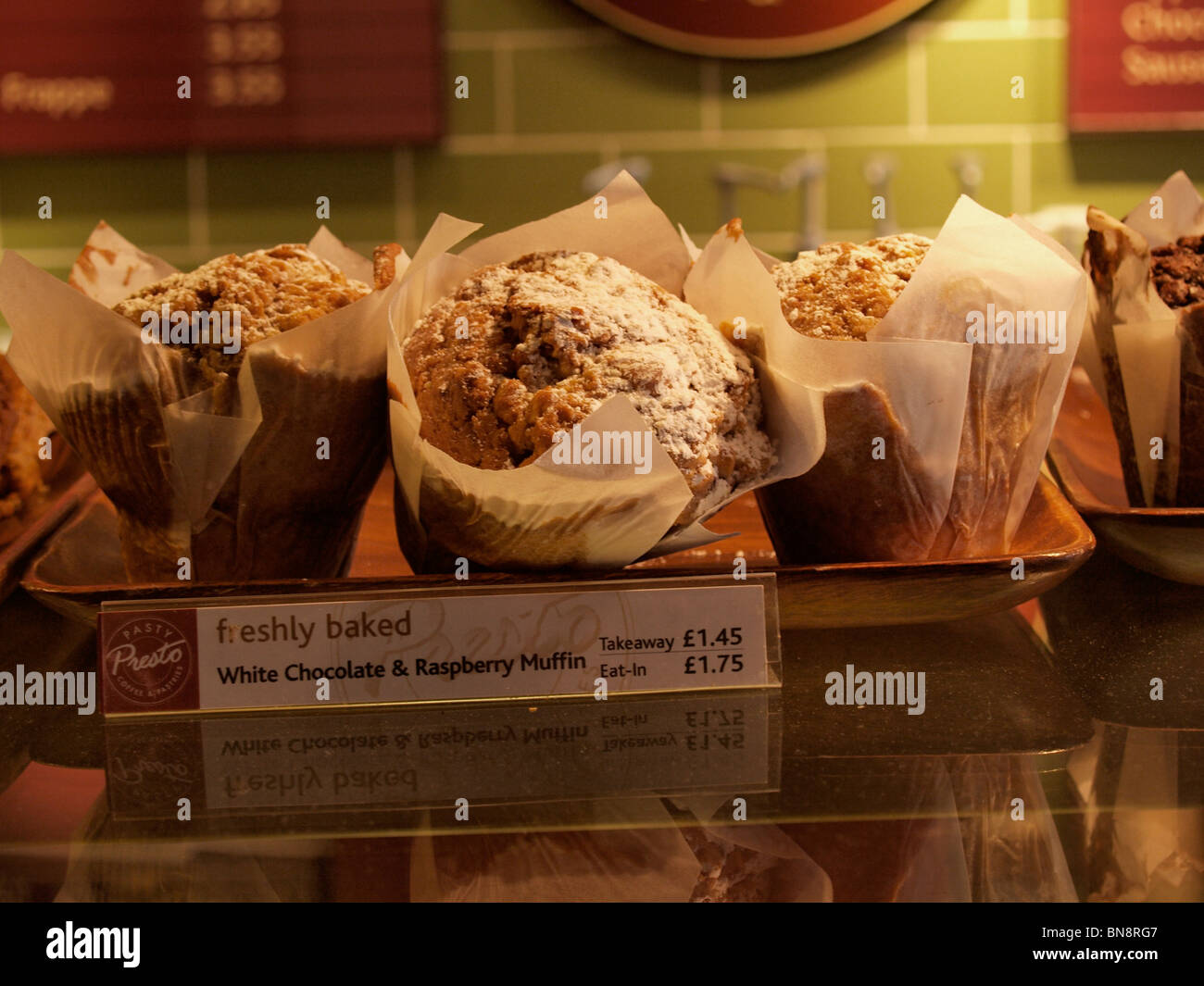 Cake shop window cakes display cake shop hi-res stock photography and ...
