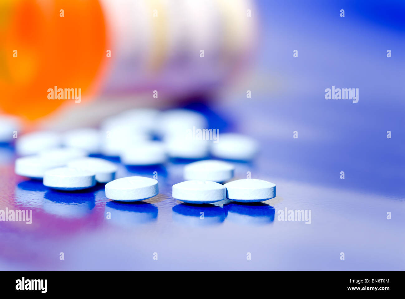 Prescription opioids hi-res stock photography and images - Alamy