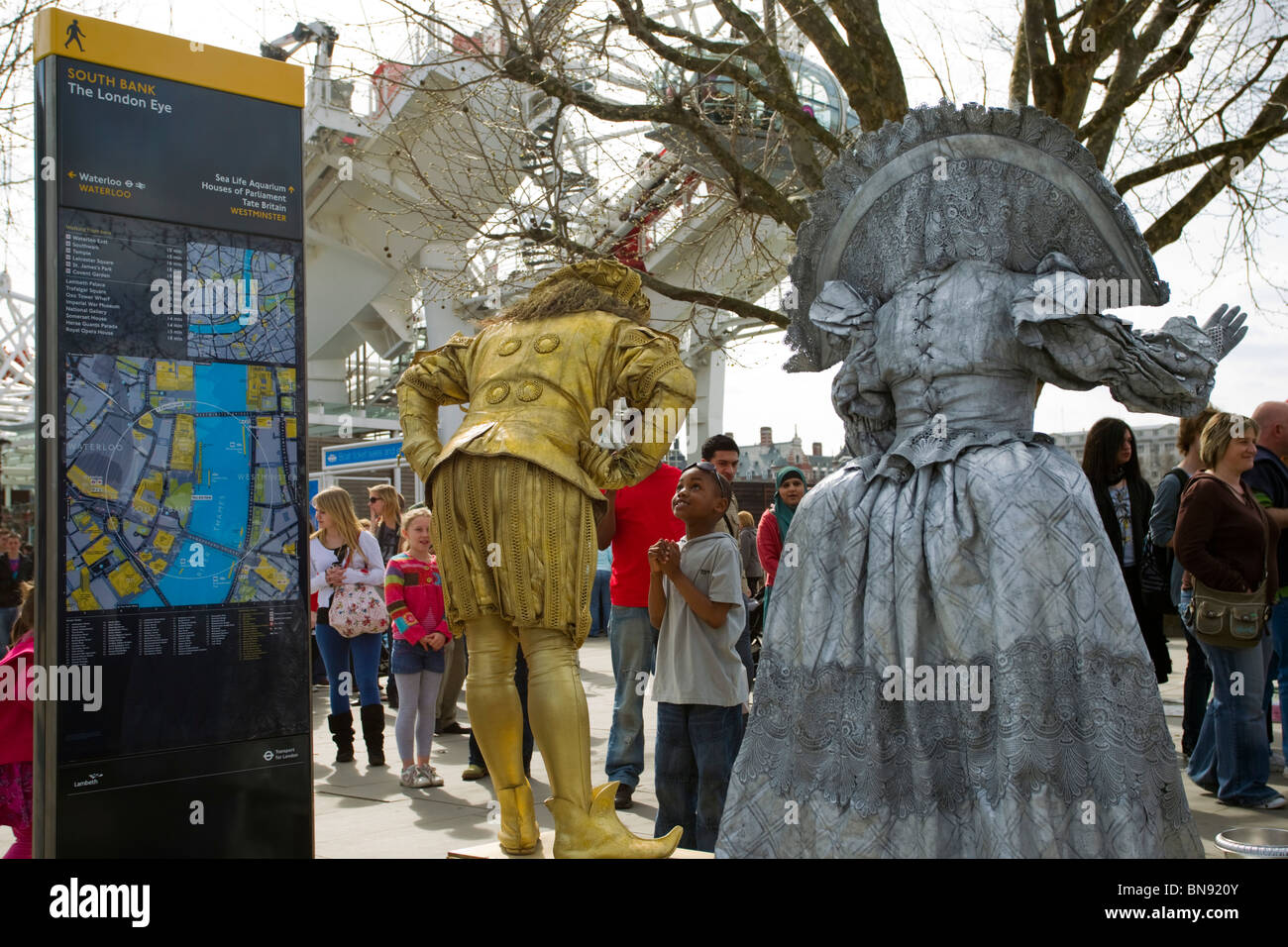 Elizabethan london clothing hi-res stock photography and images - Alamy