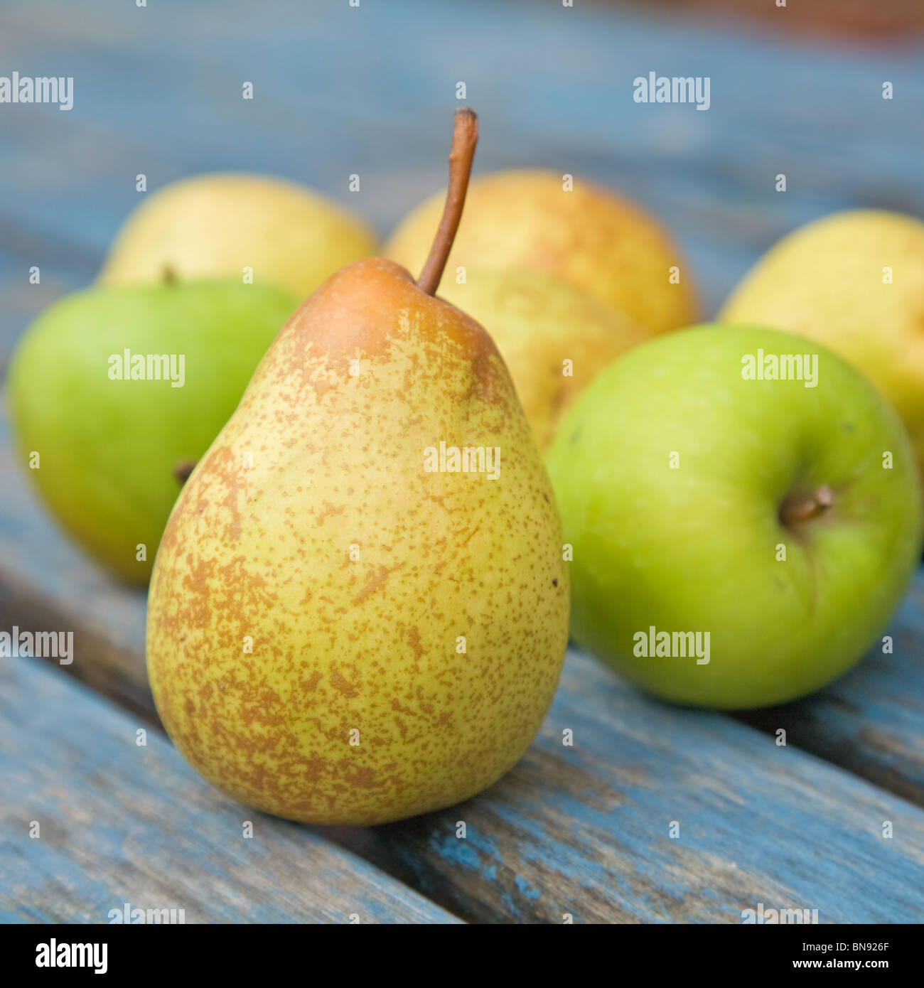 apples and pears Stock Photo - Alamy