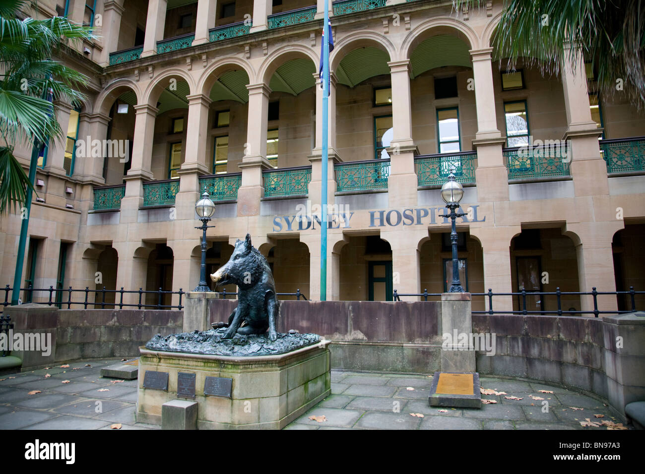 facade of sydney hospital in sydney australia Stock Photo - Alamy