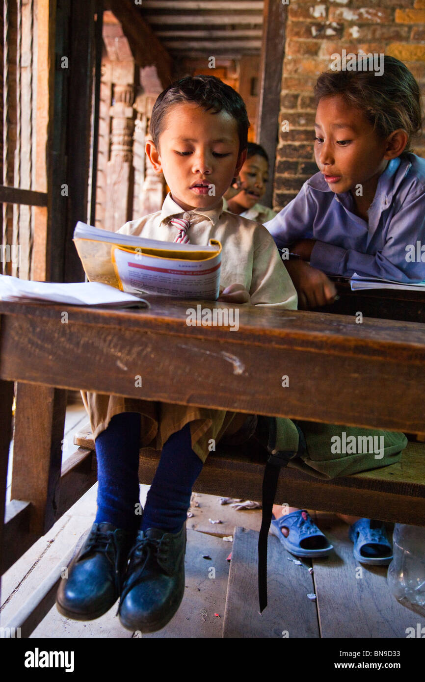 Nepali elementary school hi-res stock photography and images - Alamy